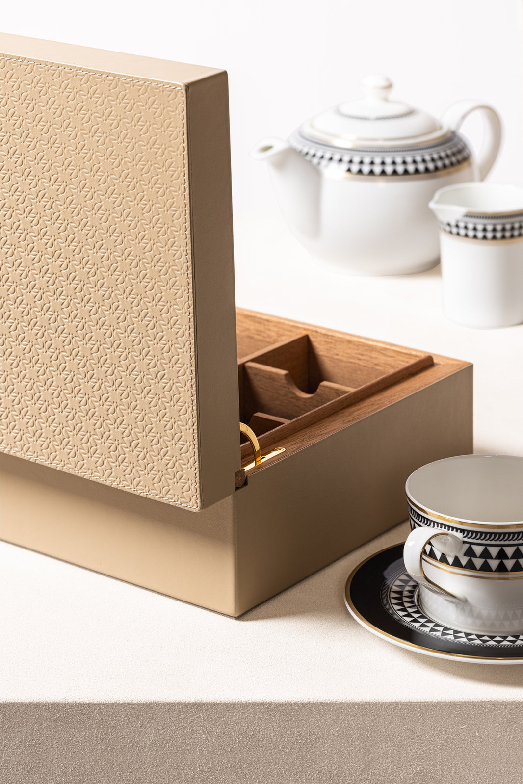 Coffee & Teaware | Luxury Coffee Machines, Tea Organisers | 2Jour ...
