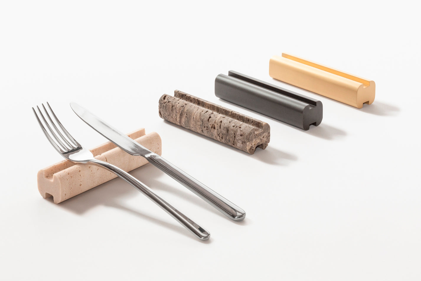 Giobagnara x Glenn Sestig Lloyd Metal Cutlery Rest – 2JOUR CONCIERGE