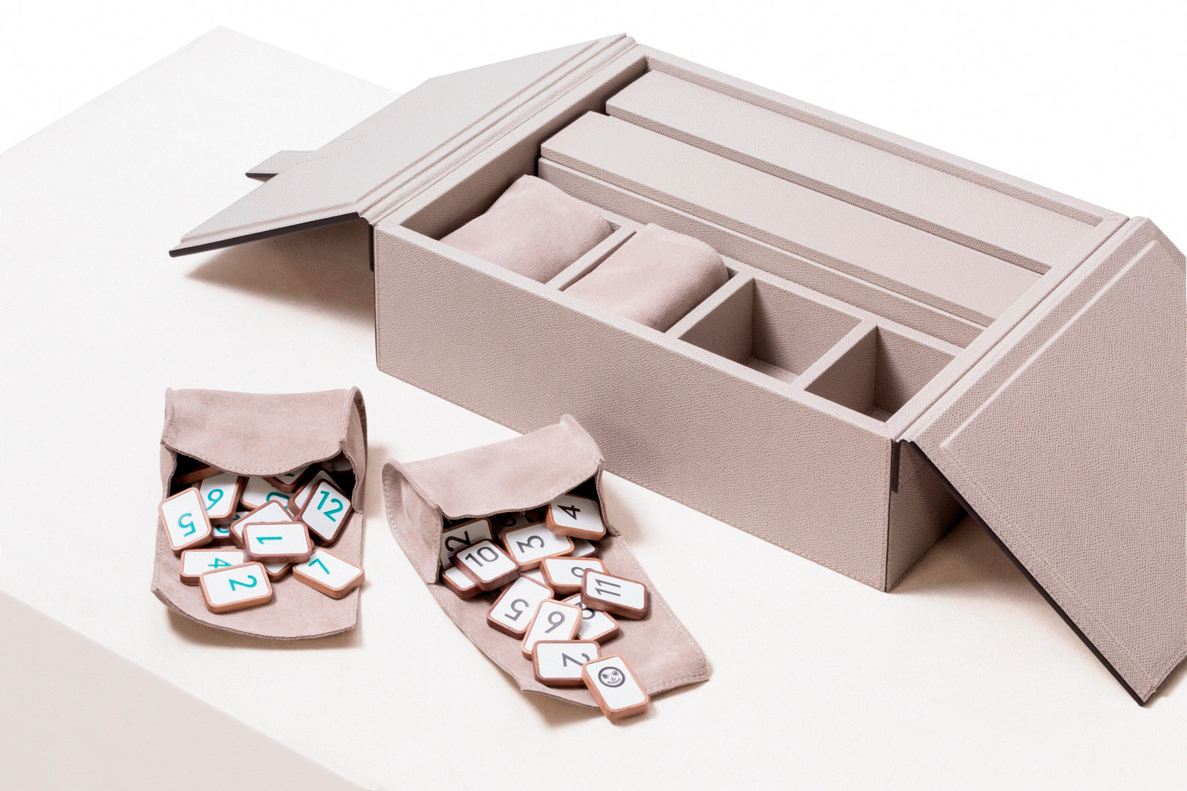 Giobagnara Rummikub Leather-Covered Wood Game Set – 2JOUR CONCIERGE